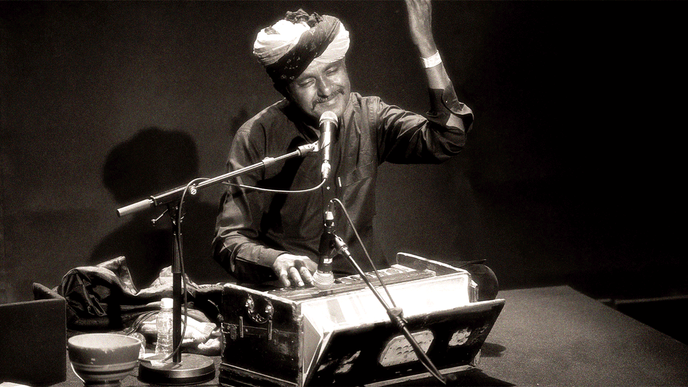 Barmer Boys' Lead Vocalist Mangey Khan Dies At 49 | The Revolver Club