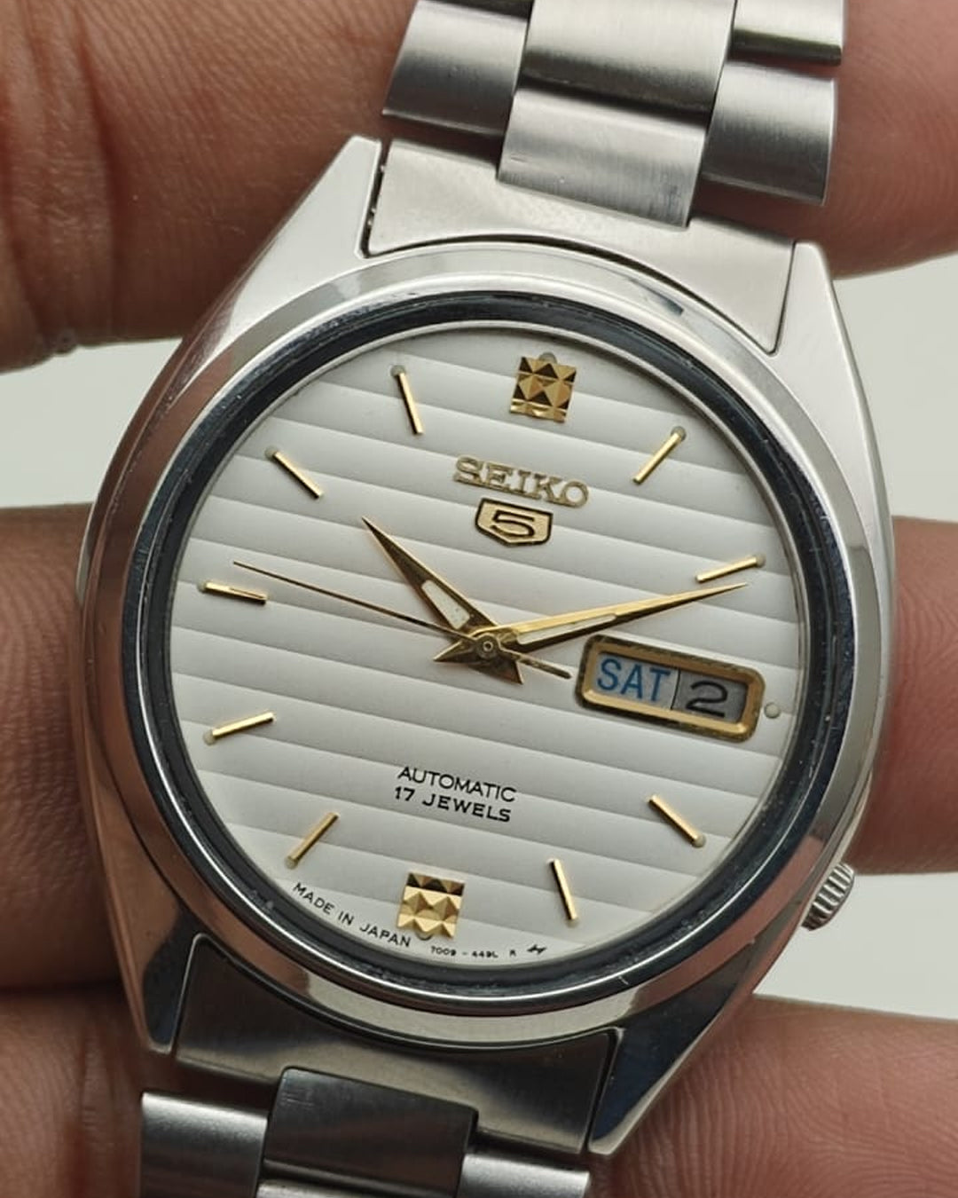 Vintage Seiko 7009 Automatic Men's Watch | The Revolver Club