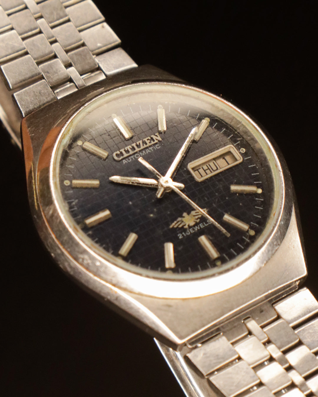 Buy Vintage Watch - Omax 17 Jewels Automatic | The Revolver Watch Club ...