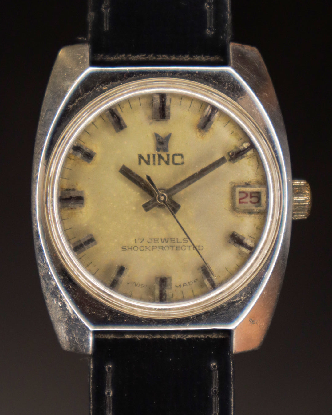 Buy Vintage Watch Nino Swiss 17 Jewels Date [35mm] | The Revolver Club