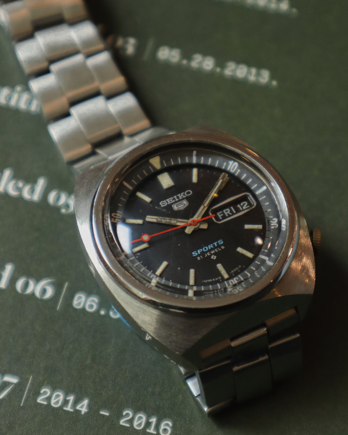 Buy Vintage Watch - Seiko - 5 - Sports (1969-1977) | The Revolver Club