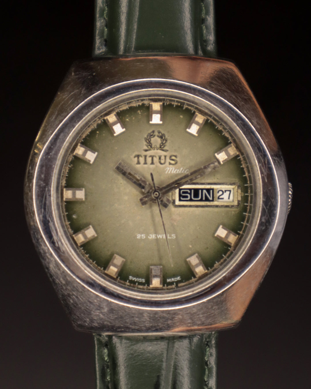 Buy Vintage Watch Nino Swiss 17 Jewels Date [35mm] | The Revolver Club