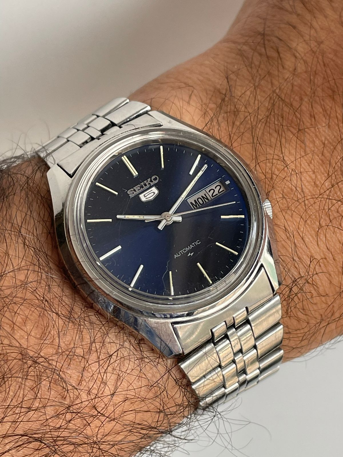 Buy Vintage Watch - Seiko 5 (December 1974) | The Revolver Watch Club ...